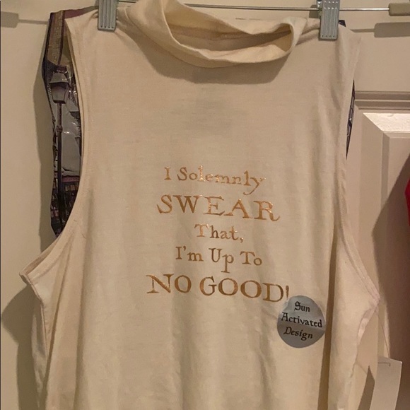 Universal | Tops | Harry Potter Universal Official Sun Activated Nwt ...